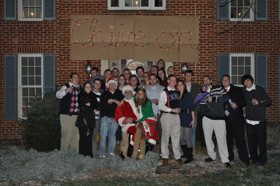 Christmas Everywhere (68 Photos)