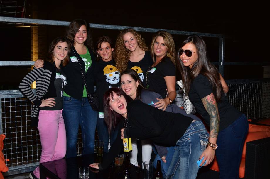 Chivers are throwing unofficial meetups everywhere (50 HQ Photos)