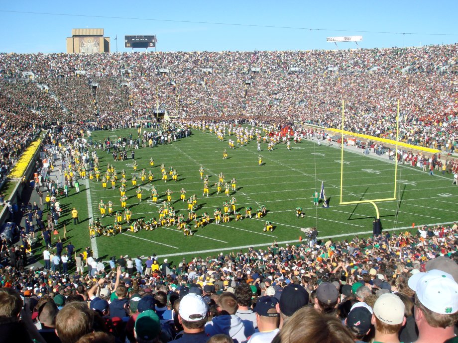 10 oldest historic American stadiums still in use today (10 HQ Photos)