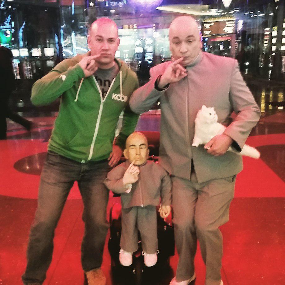 Chive Everywhere (64 Photos)