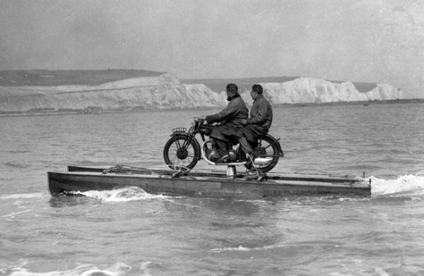 Wacky inventions from the old days (33 Photos)
