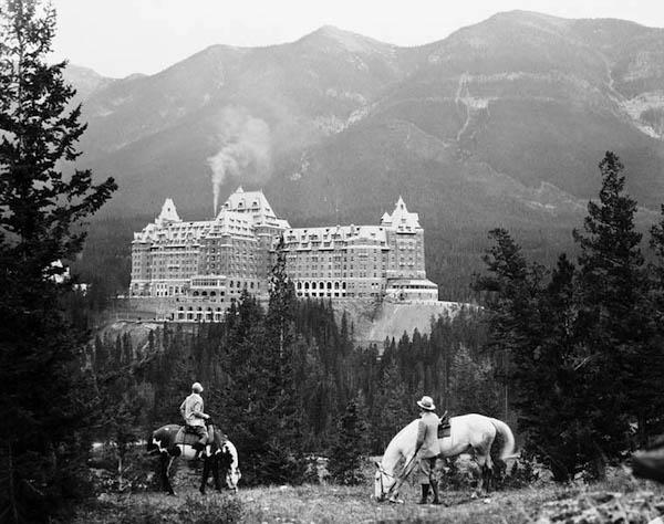 The most haunted places in Canada: Alberta Edition (20 Photos)
