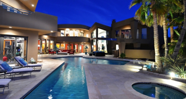 Football player homes/mansion