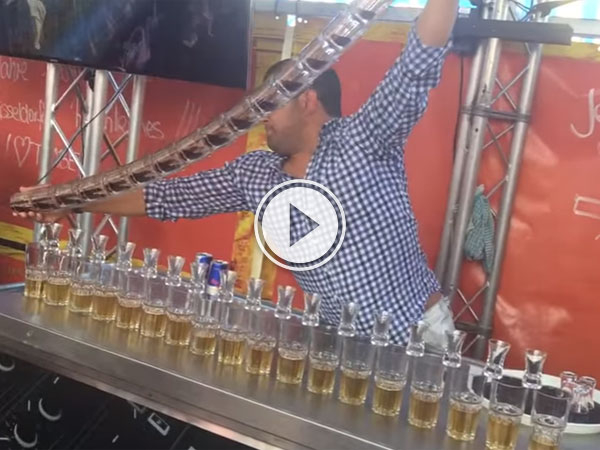 17 Jägerbombs Simultaneously Breaking World Record (Video)