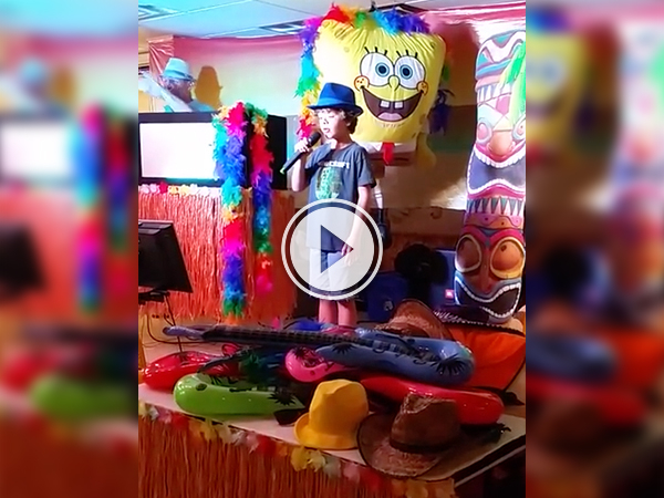 Dustin from 'Stranger Things' beautifully sings 'Bring Him Home'