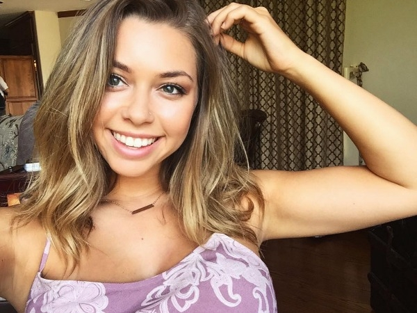 A compilation of women that go well beyond ‘cute’ : theCHIVE
