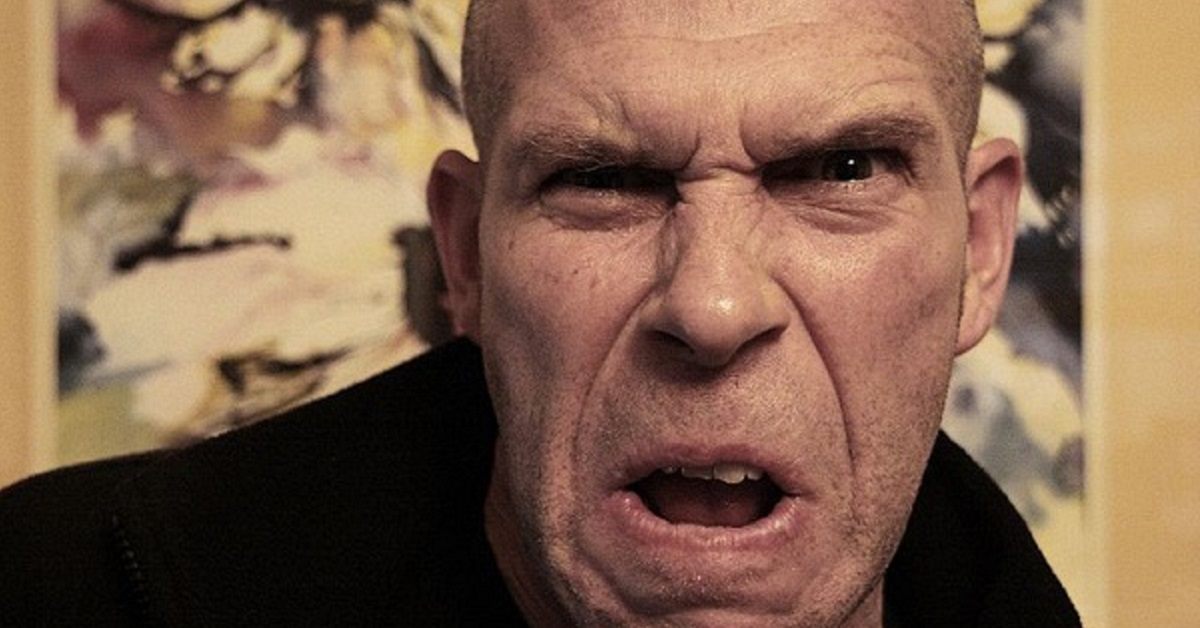 Does swearing really help reduce pain?