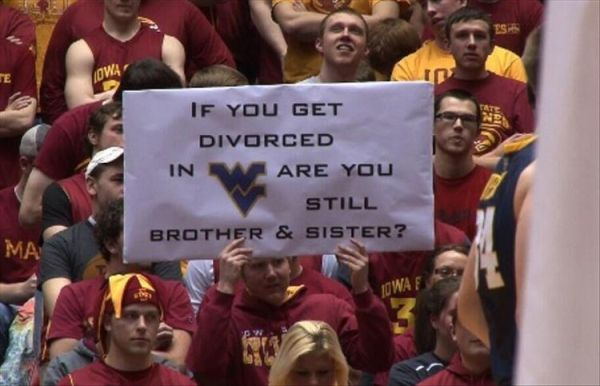 Funniest sports signs spotted at games (20 Photos)