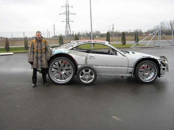 Guy turns scrapyard junker into luxury sports car (44 Photos)