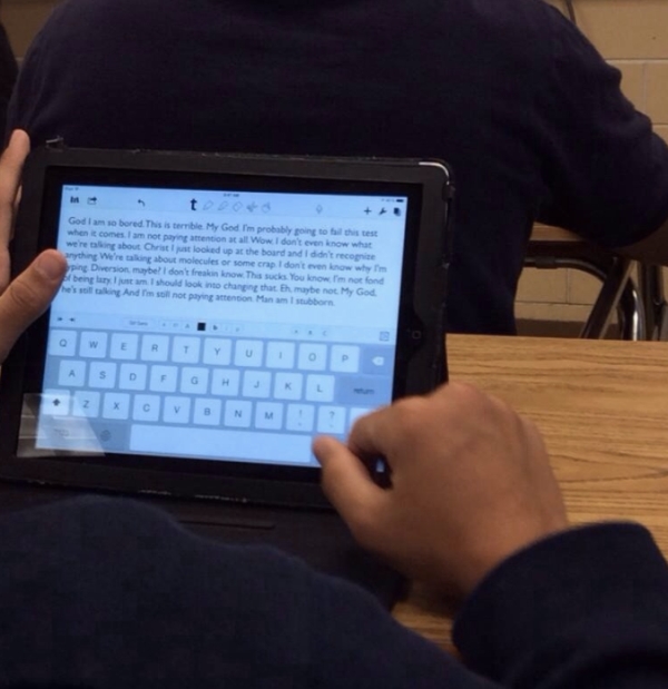 Professor reveals class' browser history mid-lecture