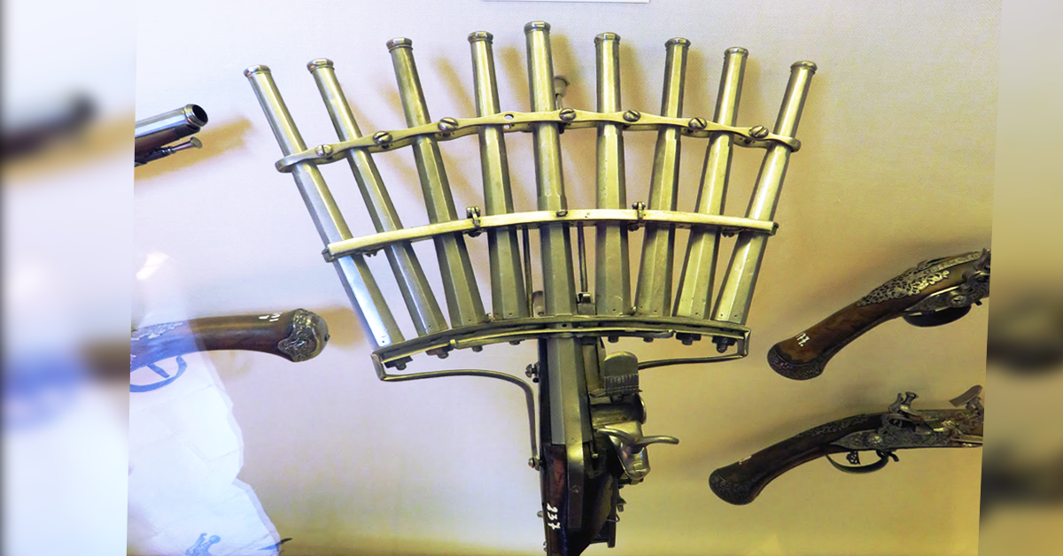 Photos of Strange Flintlock Guns Pistols Multi barrels Overkill Weapon