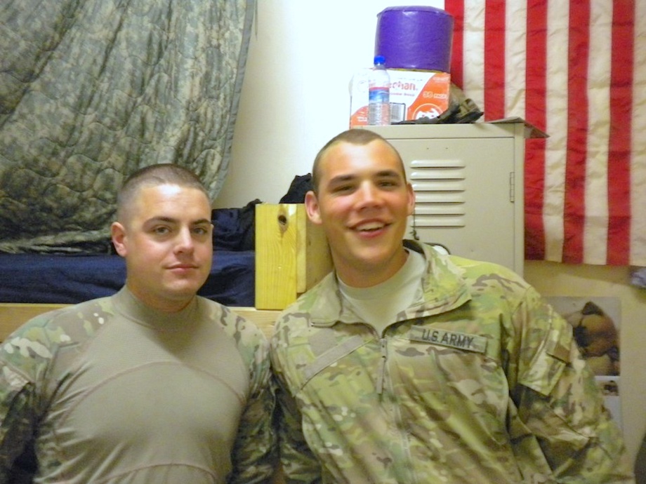 Chive Charities helps Iowa veteran get PTSD-trained service dog