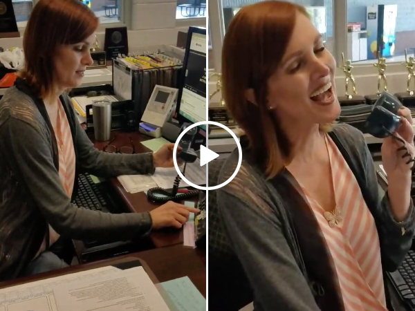 School receptionist sings a beautiful cover of 'At Last'