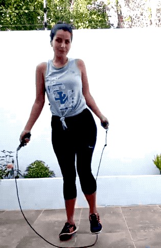 GIFs of Sexy Hot Girls Jump Rope theChive.com