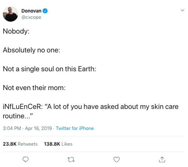 Making jokes at the expense of “influencers”