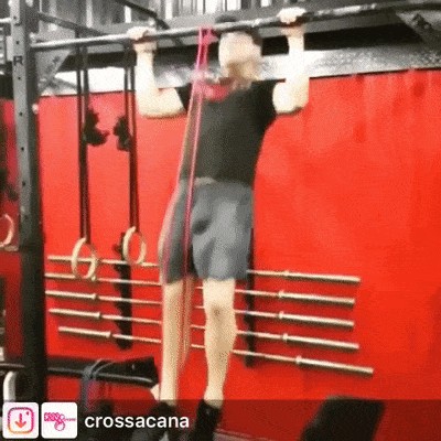 People doing Crossfit and failing horribly