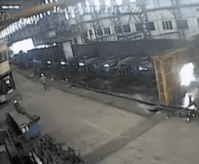 Working in a steel mill looks terrifying...
