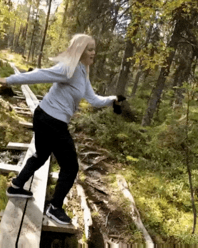 You don't want to mess with these stupid people fighting things