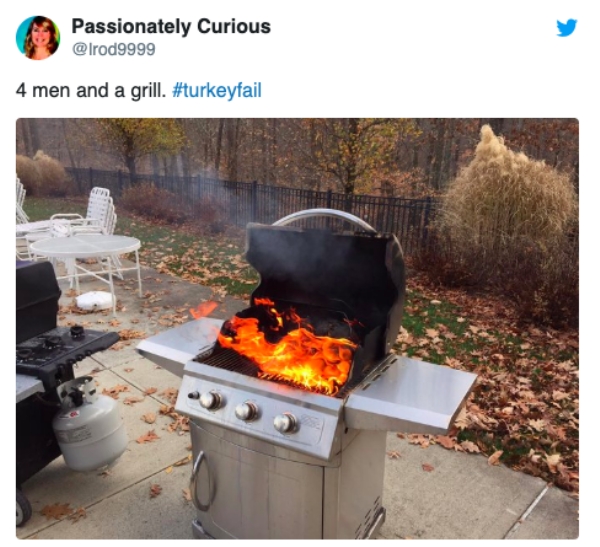 Tweets from people sharing the worst Thanksgiving fails