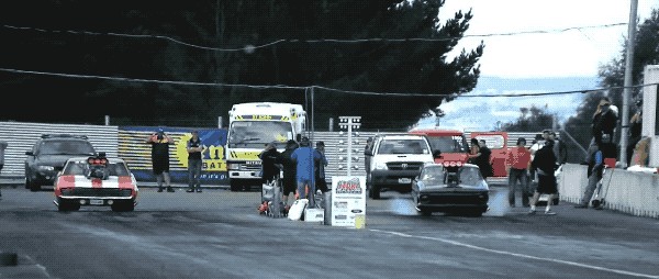 Automotive GIFs Awesome Muscle Wreck Burn-Out THROTTLE TV Free Install