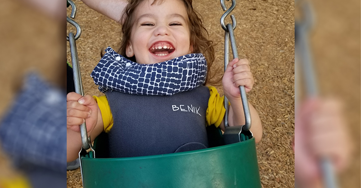 A smile puts it all in perspective (10 photos, 3 gifs)