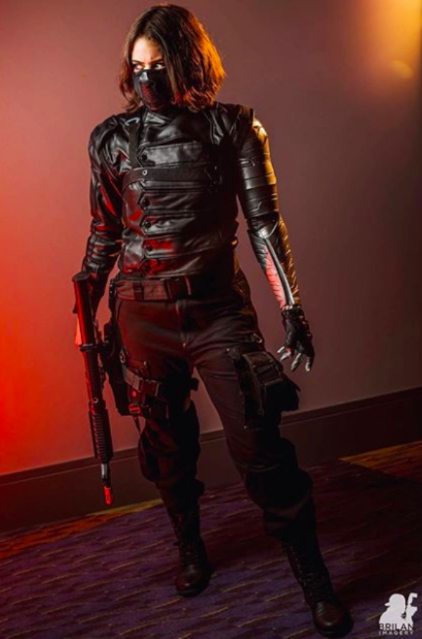 This stunning cosplayer is taking things to another level (35 Photos)