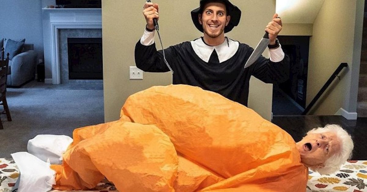 Hilarious Thanksgiving memes fit for a year