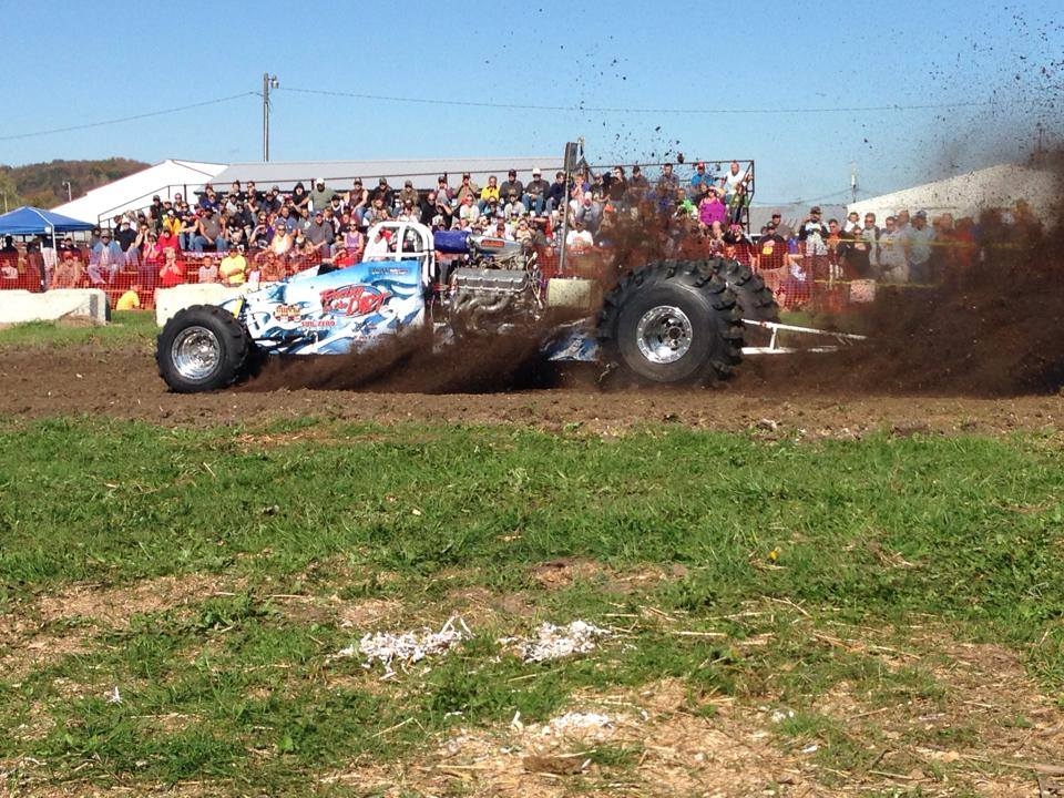 Redneck Off-Road Rally Photos Best Mud Tractor Pull Pictures Wallpaper