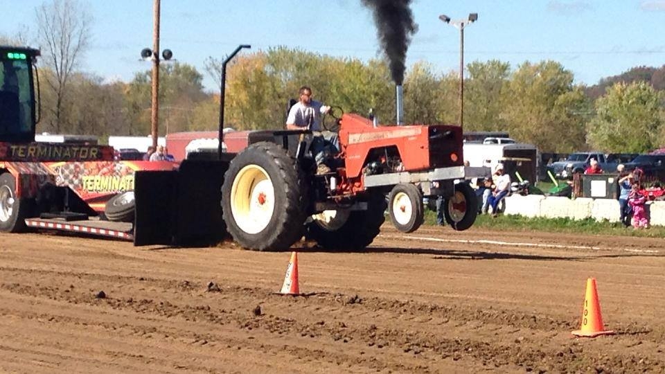 Redneck Off-Road Rally Photos Best Mud Tractor Pull Pictures Wallpaper
