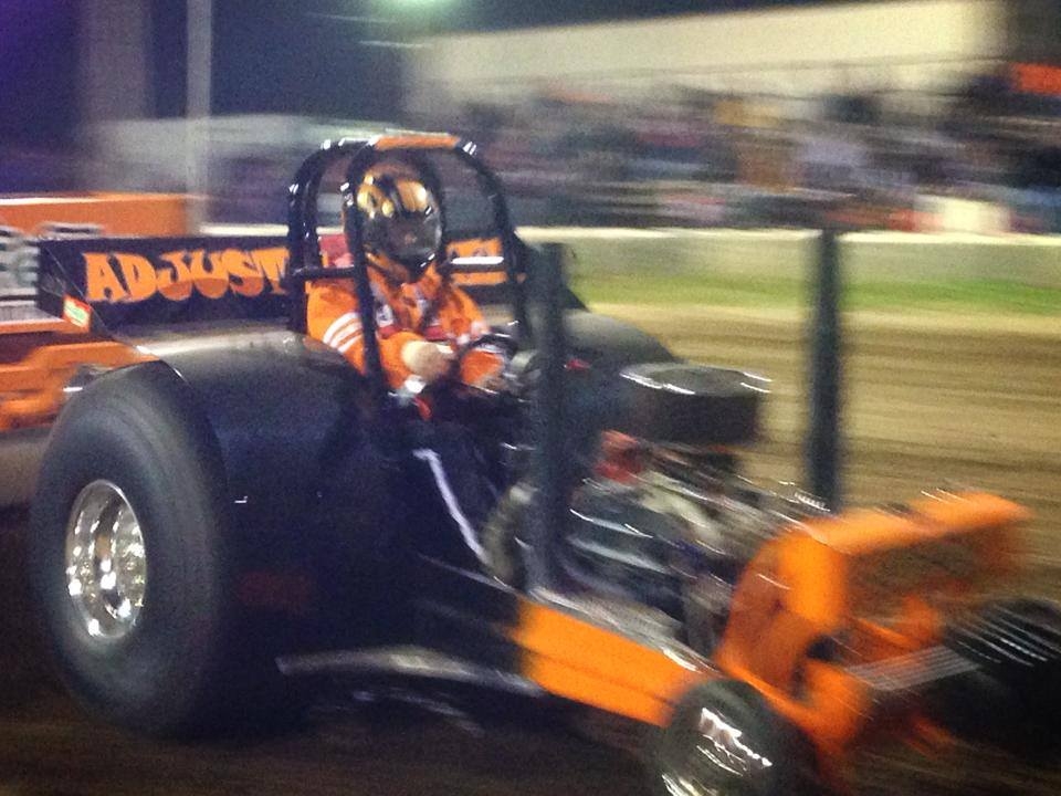 Redneck Off-Road Rally Photos Best Mud Tractor Pull Pictures Wallpaper