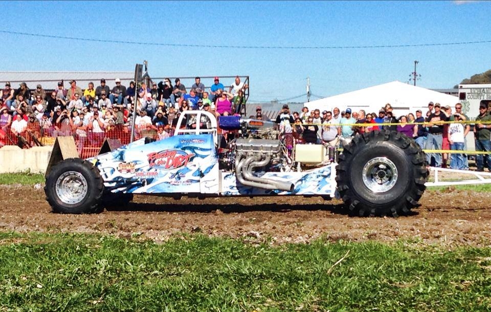 Redneck Off-Road Rally Photos Best Mud Tractor Pull Pictures Wallpaper