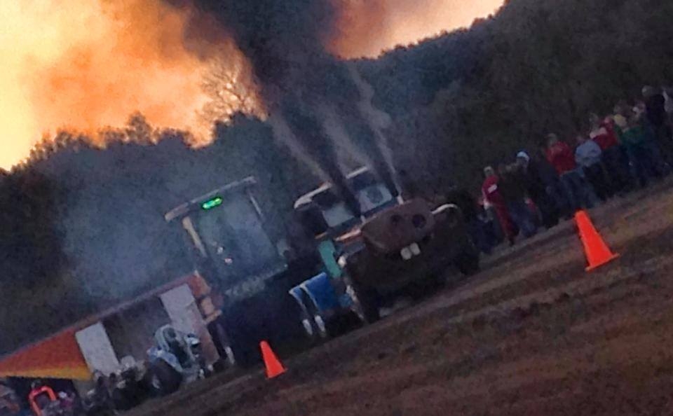 Redneck Off-Road Rally Photos Best Mud Tractor Pull Pictures Wallpaper