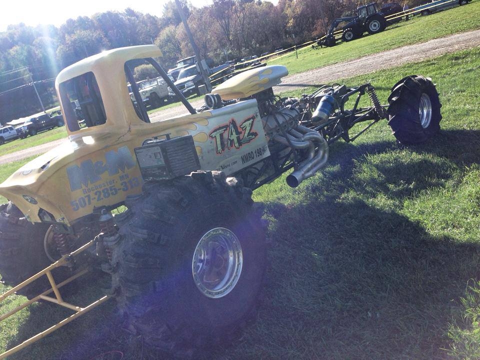 Redneck Off-Road Rally Photos Best Mud Tractor Pull Pictures Wallpaper