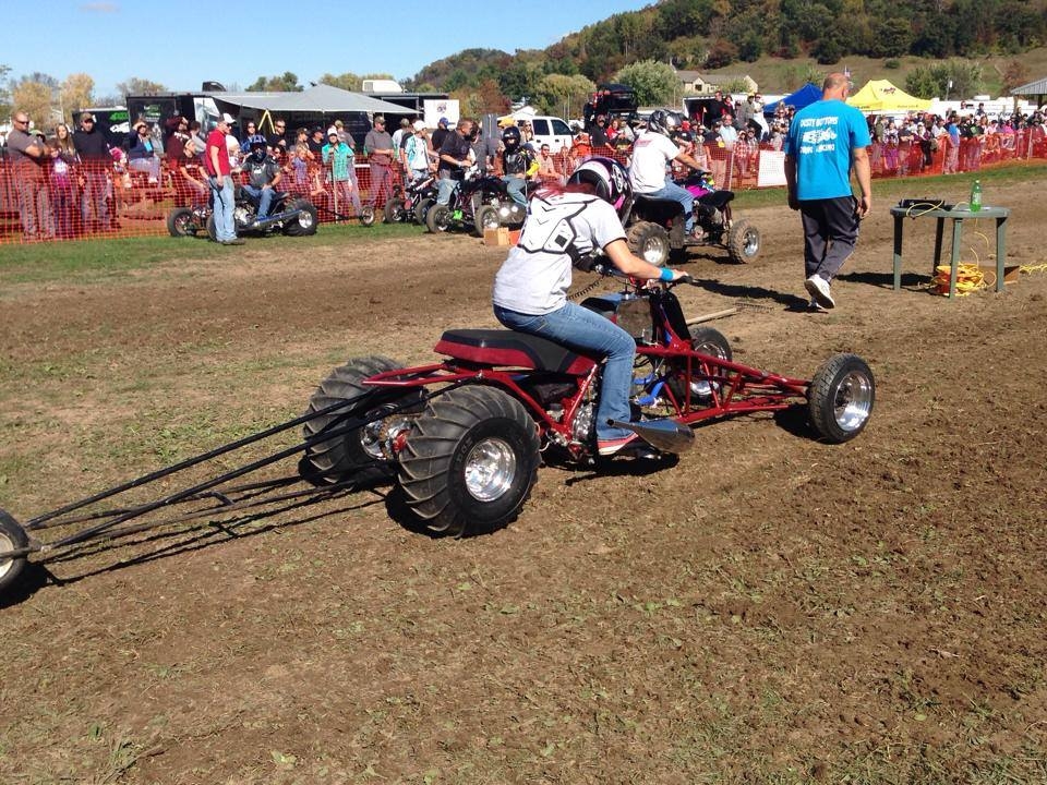 Redneck Off-Road Rally Photos Best Mud Tractor Pull Pictures Wallpaper