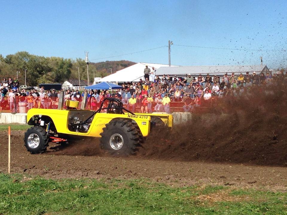 Redneck Off-Road Rally Photos Best Mud Tractor Pull Pictures Wallpaper