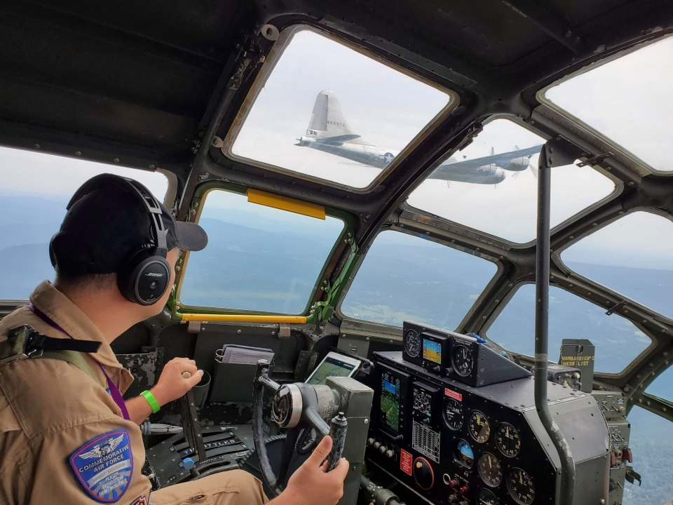 FIFI World War 2 Bomber Airshow Flight POV inside B-29 Superfortress