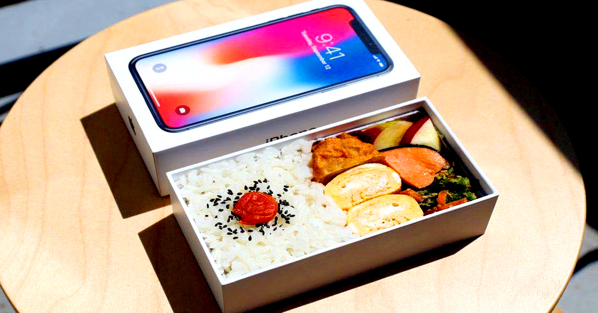 What's with the theatrics? Just serve me my darn food! (26 Photos)