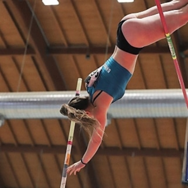 Italian Sexy Hot Girl Pole Vault Athlete Photos Maria Roberta Jump GIF