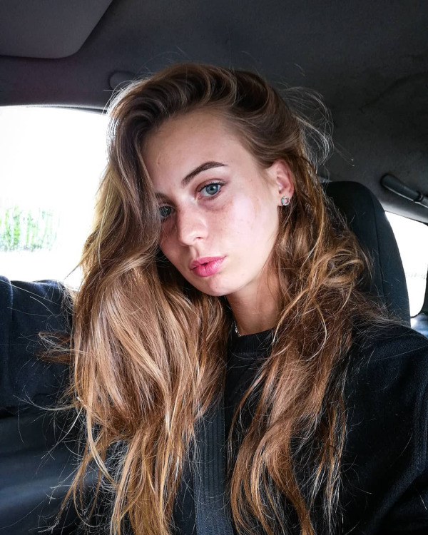 Italian Sexy Hot Girl Pole Vault Athlete Photos Maria Roberta Jump GIF