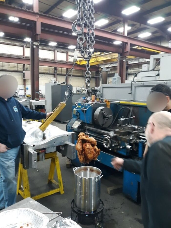 Step aside, MacGyver. Redneck engineering is here! | Humor | theCHIVE