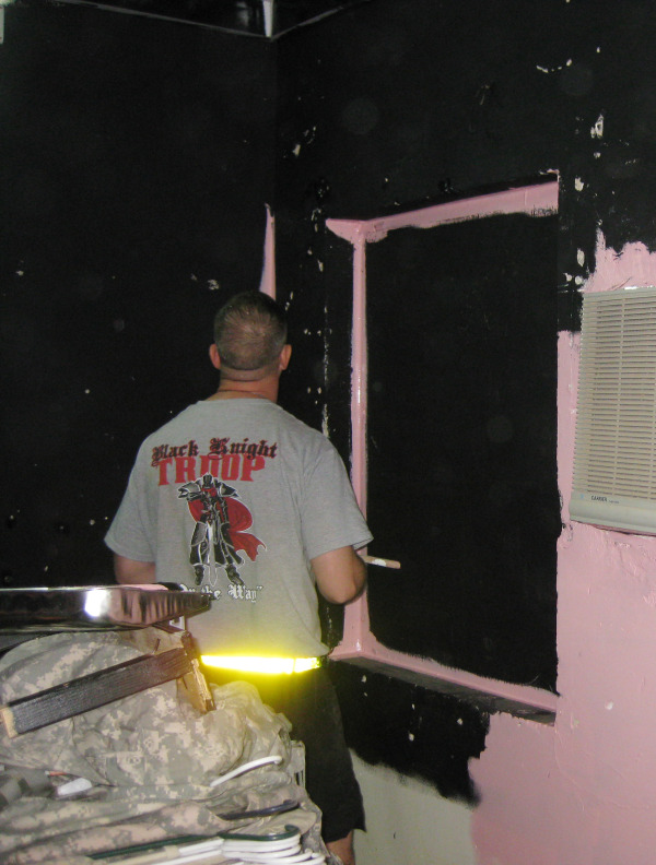 Military Pranks During Deployment Photo Funny Soldiers Iraq War Afghan