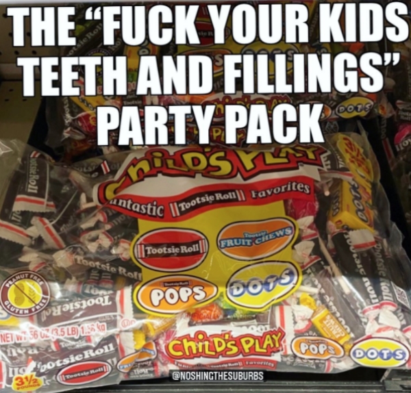 The funniest bloody memes about Halloween (30 Photos)