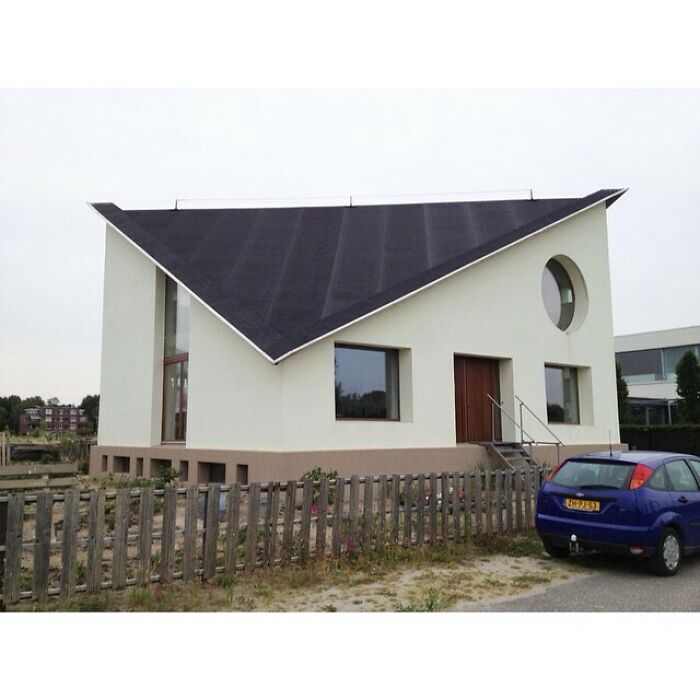 These Houses Are An Architect's Worst Nightmare