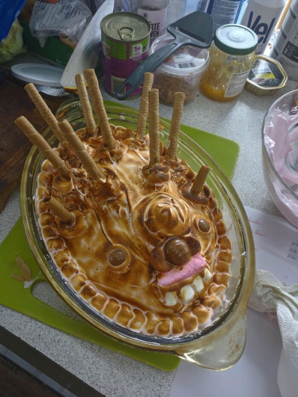 The worst, but funniest, cake fails I've ever seen (32 Photos)