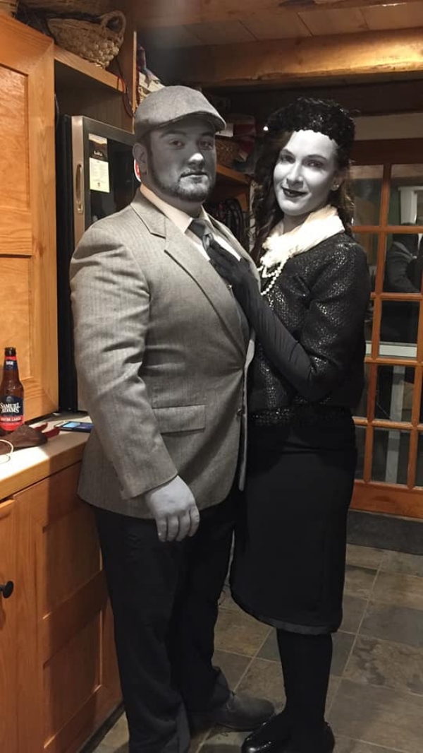 People share their BEST Halloween costumes of all time (32 Photos)