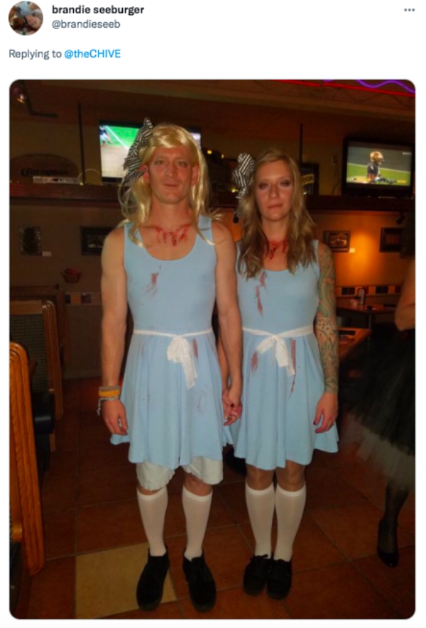 People share their BEST Halloween costumes of all time (32 Photos)