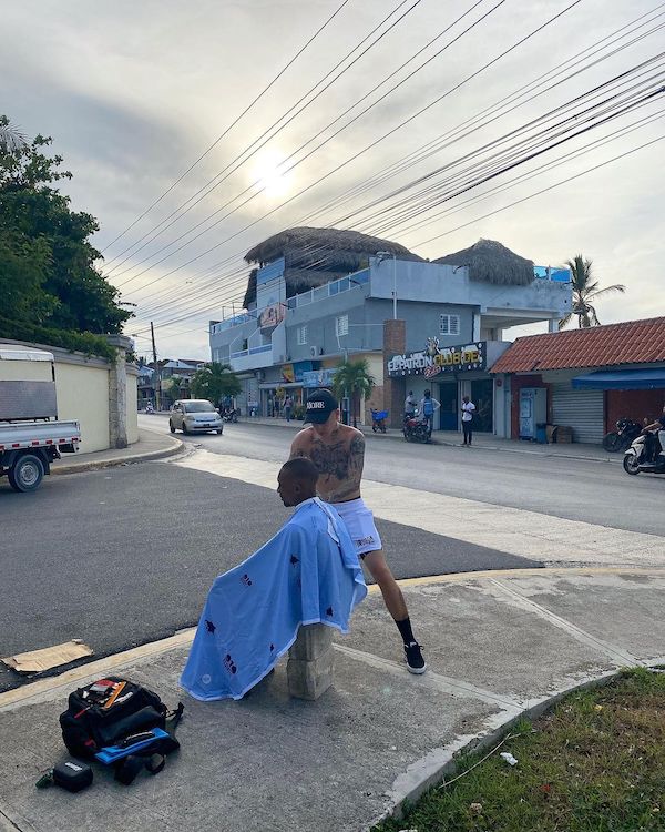 Vic Blends is spreading humanity one haircut at a time