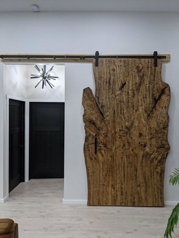 The most bad*ss woodworking I’ve ever seen (35 Photos)