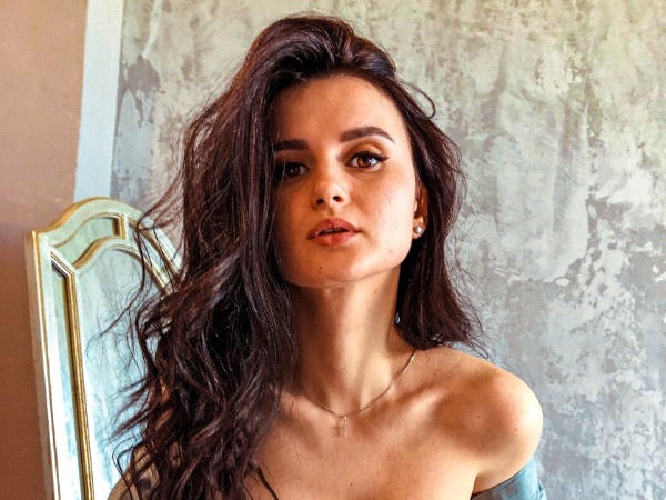 Put Your Hand Bras in the Air