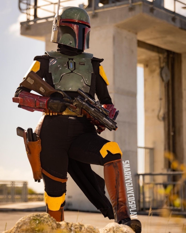 This stunning cosplayer is taking things to another level (30 Photos)